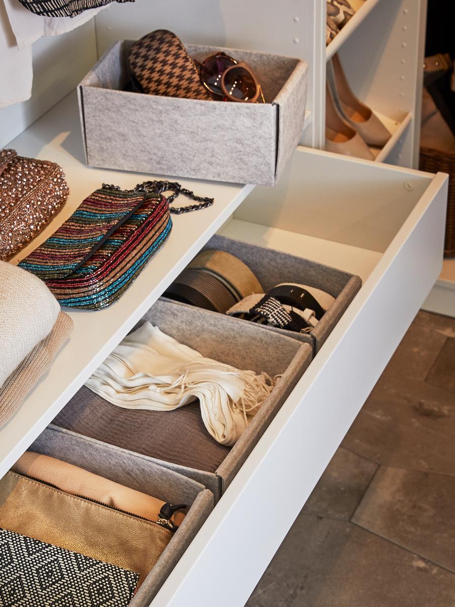 How to organize the inside of your PAX wardrobe - IKEA