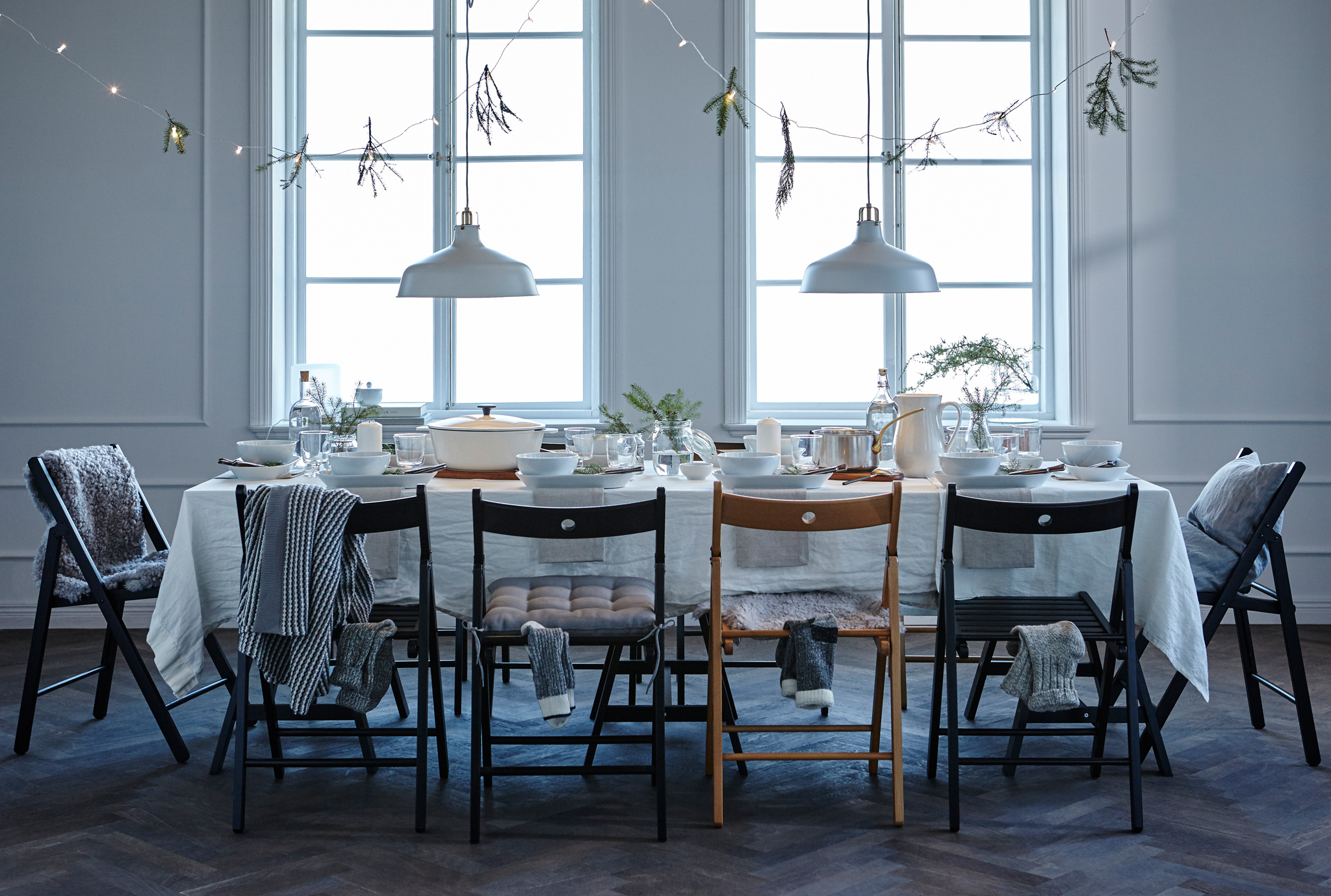 5 essential tips to decorate a holiday table setting - IKEA