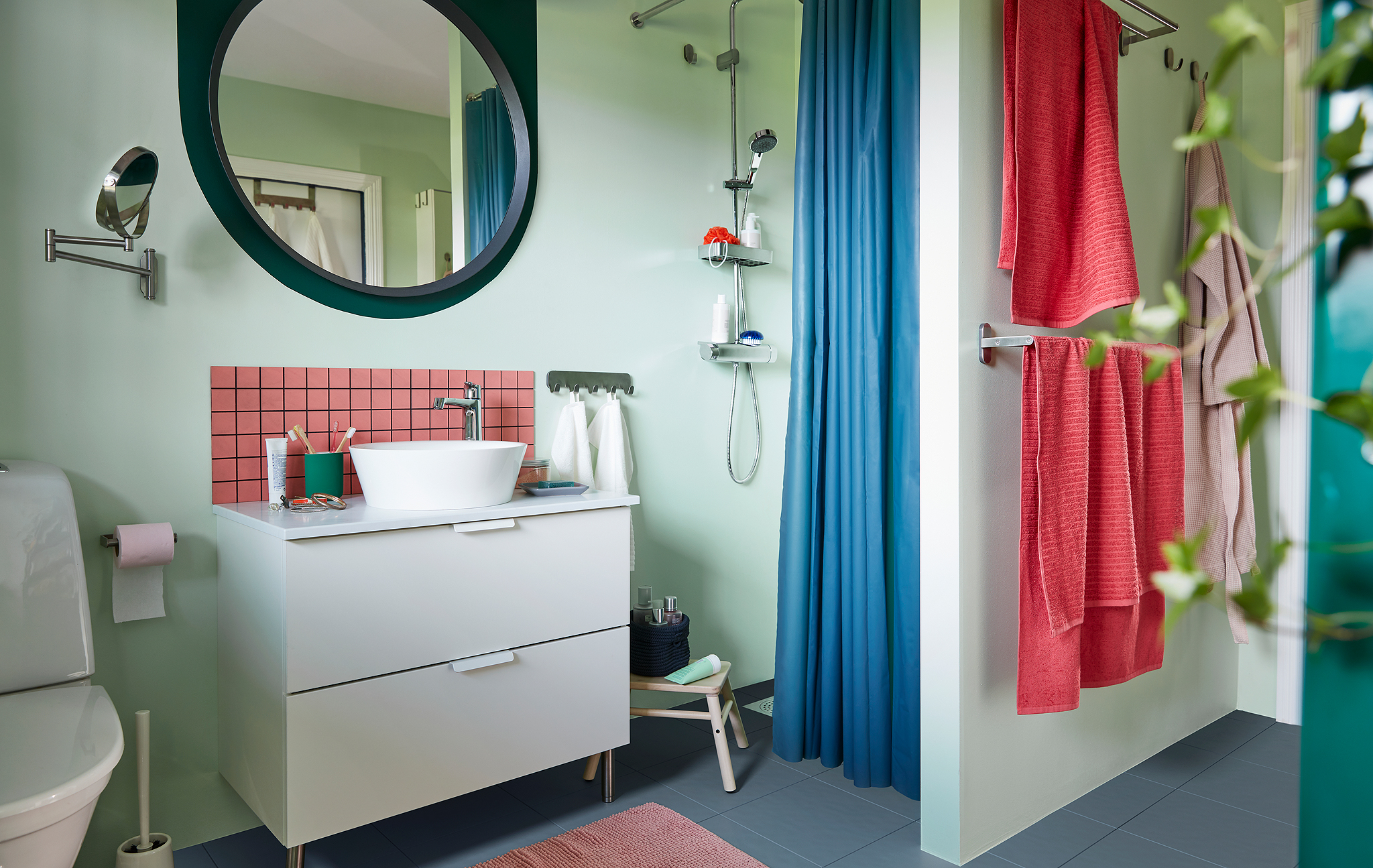 A busy bathroom that still has room for relaxation - IKEA CA
