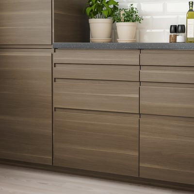 Voxtorp Walnut Effect Fronts| Elegant Kitchen Style - IKEA
