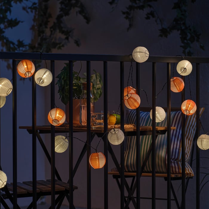 SOLVINDEN LED lighting chain with 24 lights, solar-powered globe/orange ...