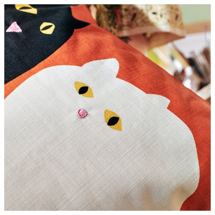 MÄVINN sarung kusyen, corak kucing jingga, 50x50 cm - IKEA Malaysia