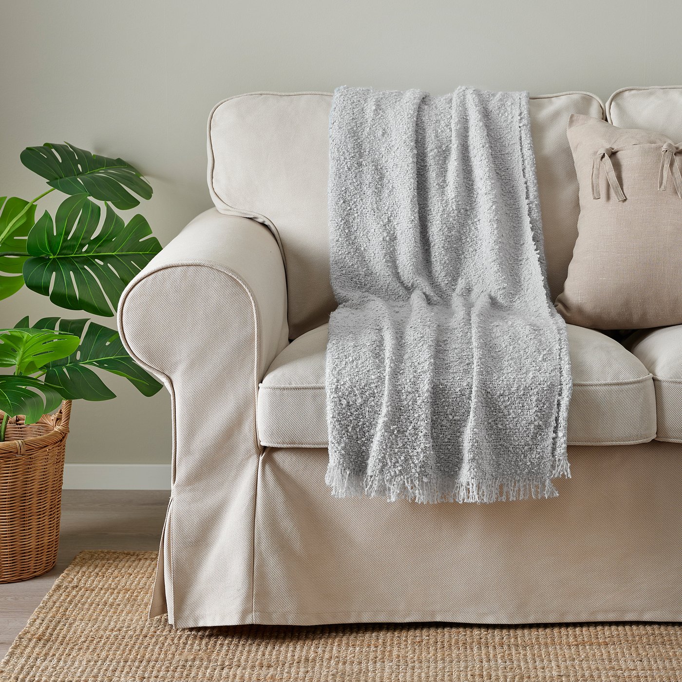 MONTIKEA IKEA Crna Gora Montenegro Черногория SANDBRODD Tanko ćebe ...