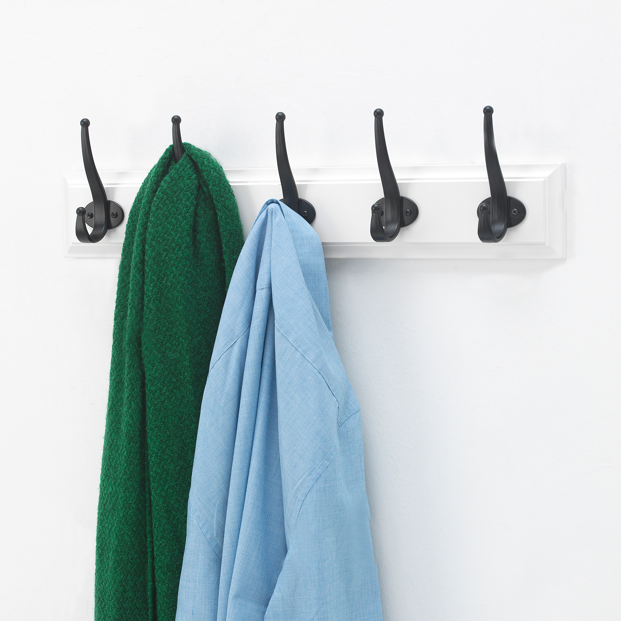 Krokar & galgar ger kläderna ett lyft - IKEA