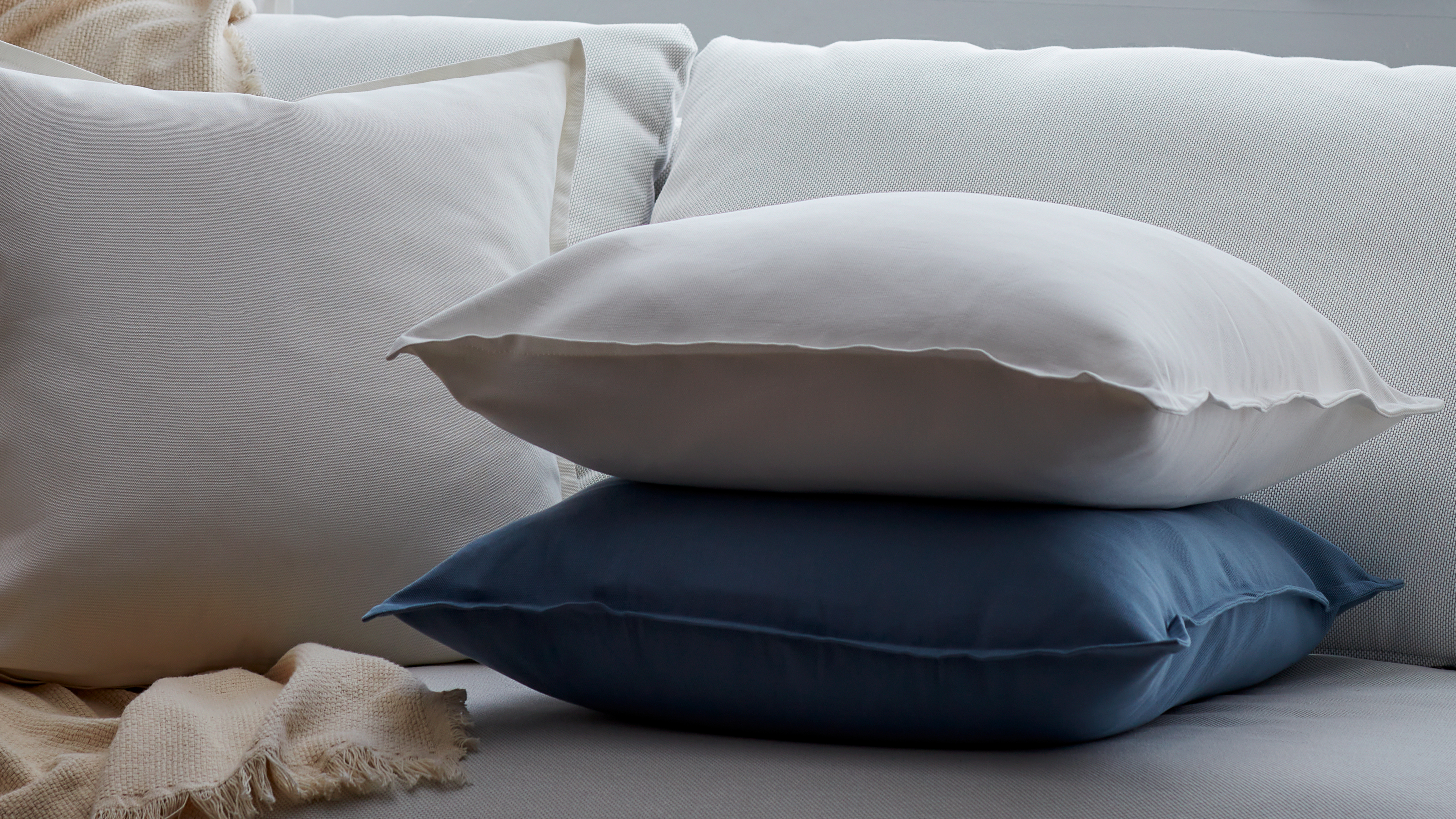 Stora & små kuddar för vardagsrum och sovrum - IKEA