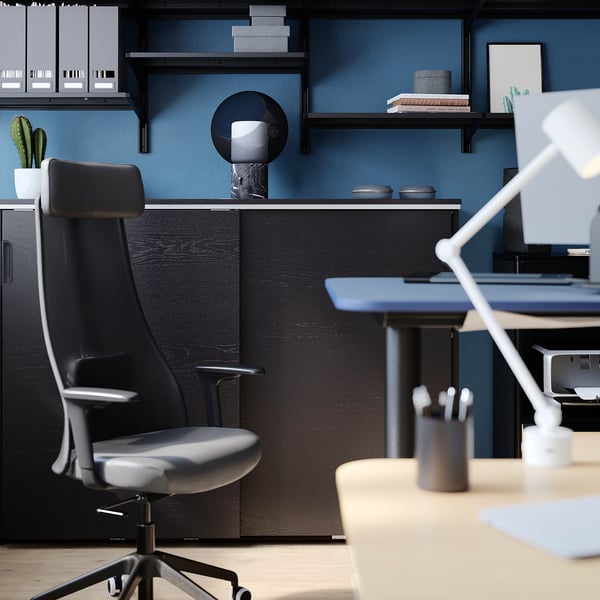 JÄRVFJÄLLET Pisarniški stol z nasloni za roke, Glose črna - IKEA