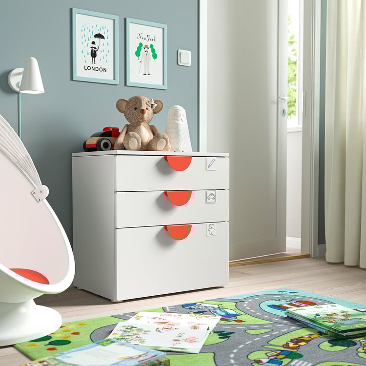 SMÅSTAD / PLATSA Komoda s 3 zásuvkami - biela/biela - IKEA