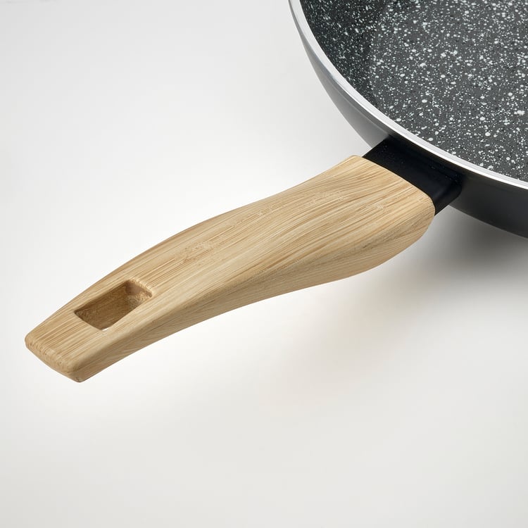 HUSKNUT frying pan, non-stick coating black, 11" - IKEA